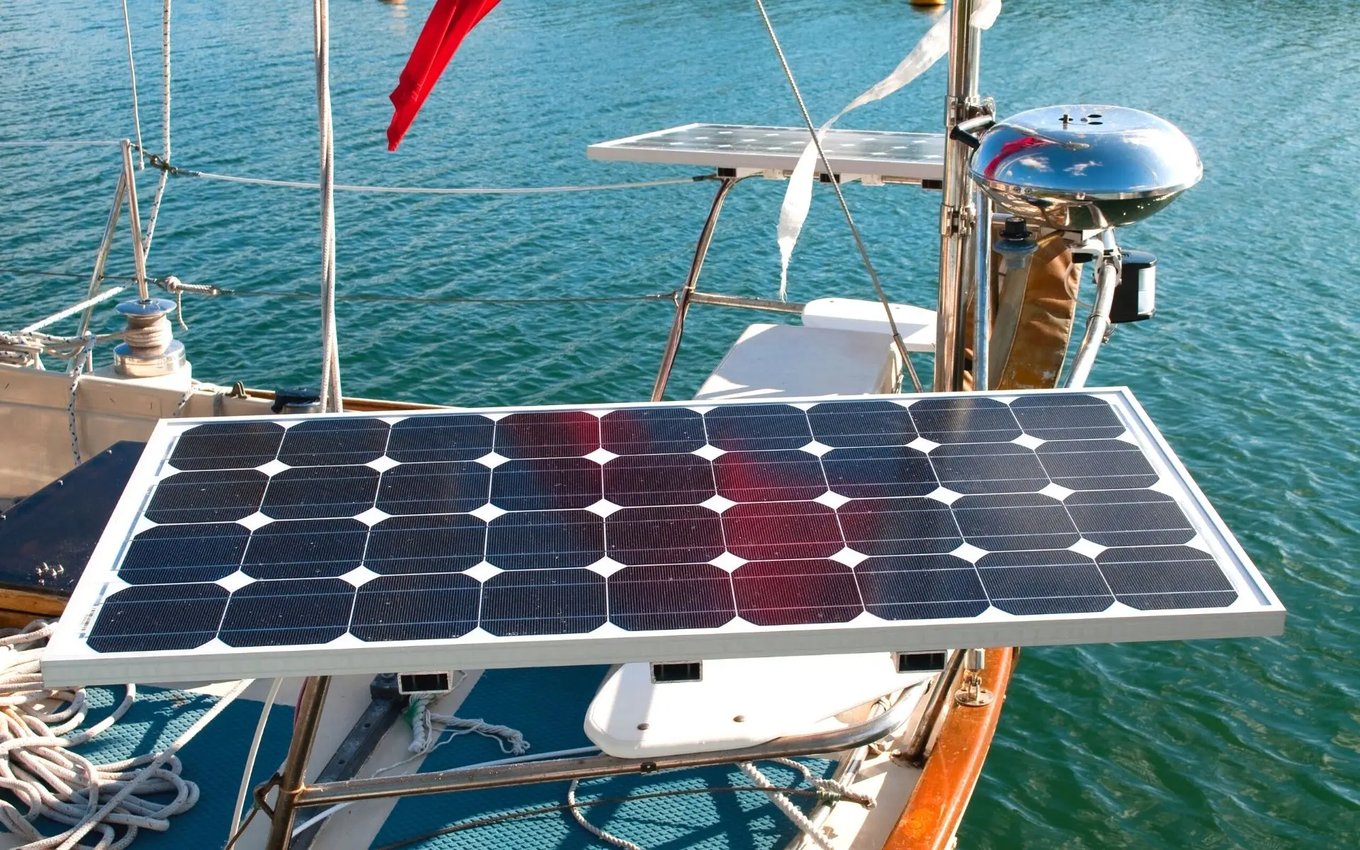 Instalación De Paneles Solares En Un Velero: Todo Lo Que Necesitas ...